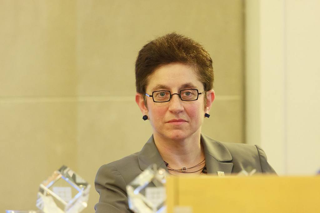 FCC's Gigi Sohn Speaks: A New Battleground | Community Broadband Networks