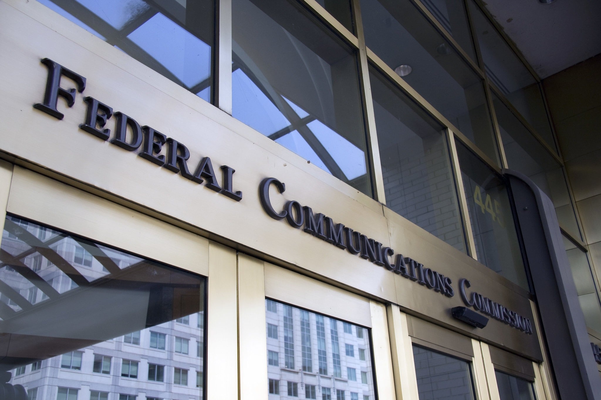 Community Broadband Networks