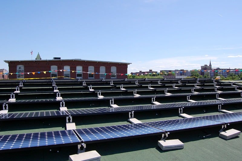 State Community Solar Programs | ILSR Energy Democracy Initiative