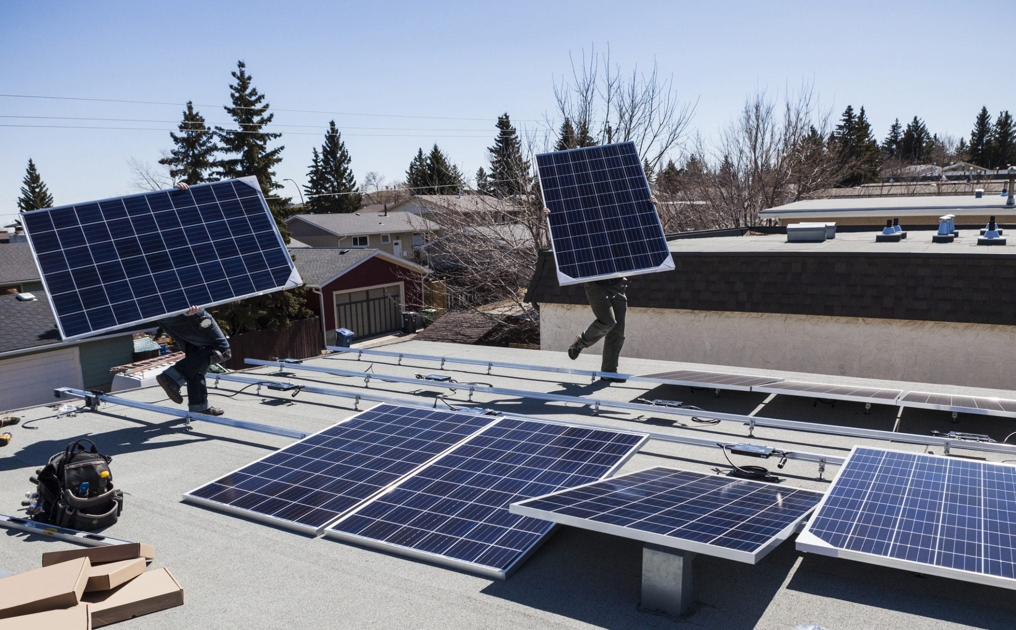 The State(s) of Distributed Solar — 2023 Update - Institute for Local ...